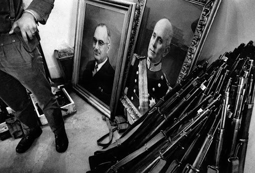 O 25 DE ABRIL DE 1974 DE EDUARDO GAGEIRO | FASCÍNIO DA FOTOGRAFIA